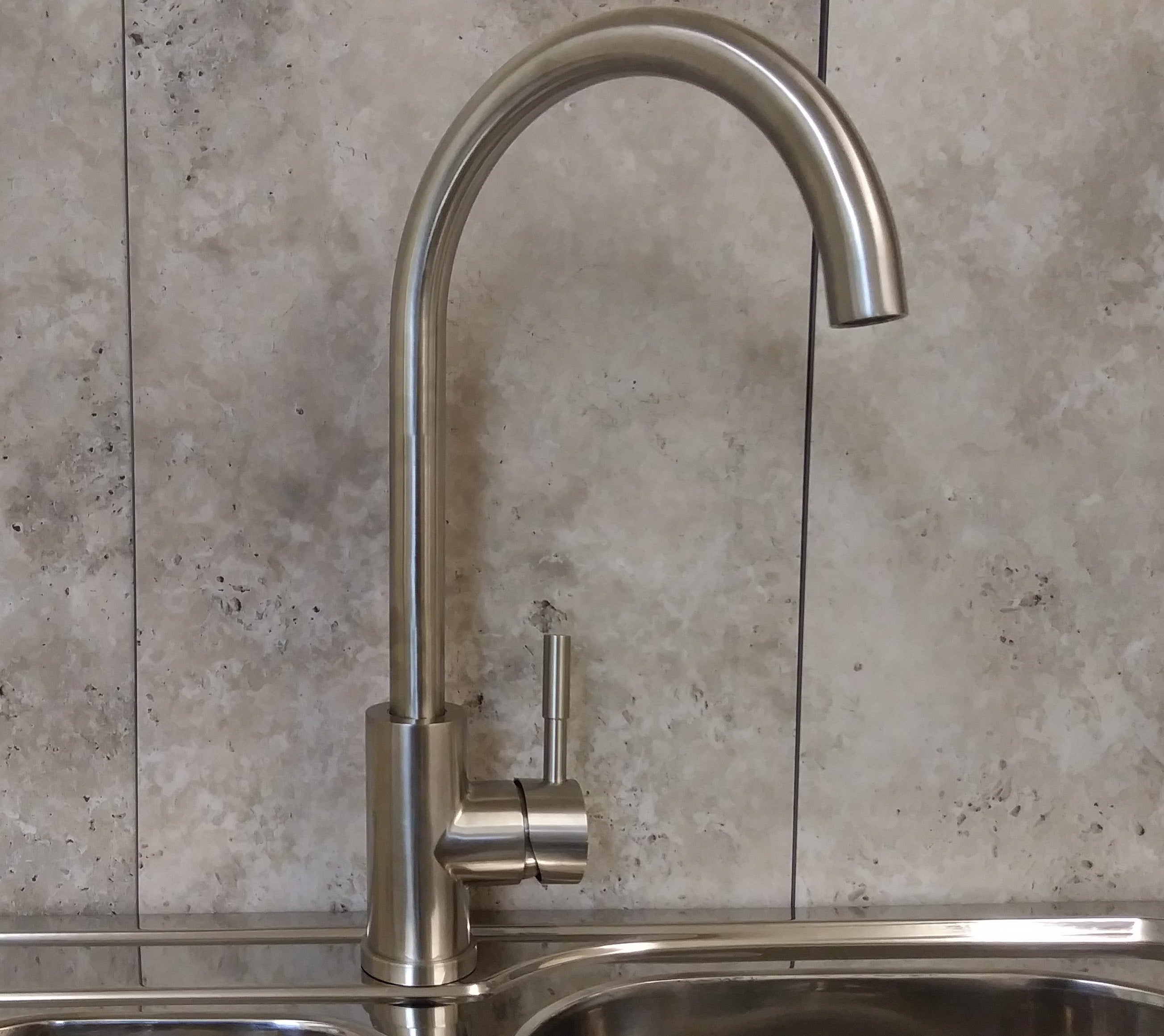 Single Side Lever Kitchen Tap – Housams Ltd